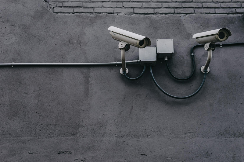 Privacy Concerns and CCTV: Finding the Right Balance – Dipen Safety ...